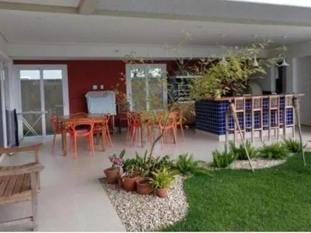 Casa à venda em Urbanova