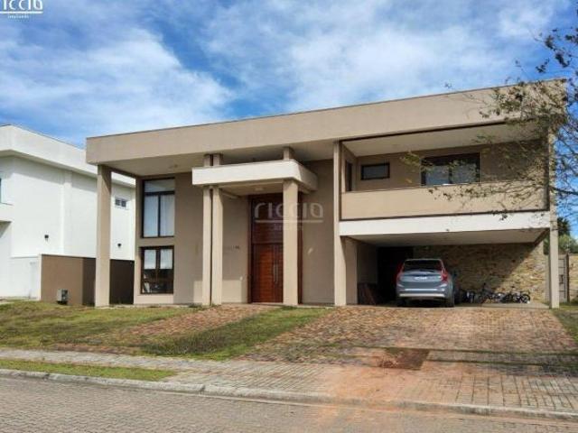 Casa à venda em Urbanova
