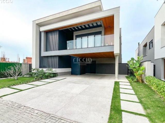 Casa à venda em Urbanova