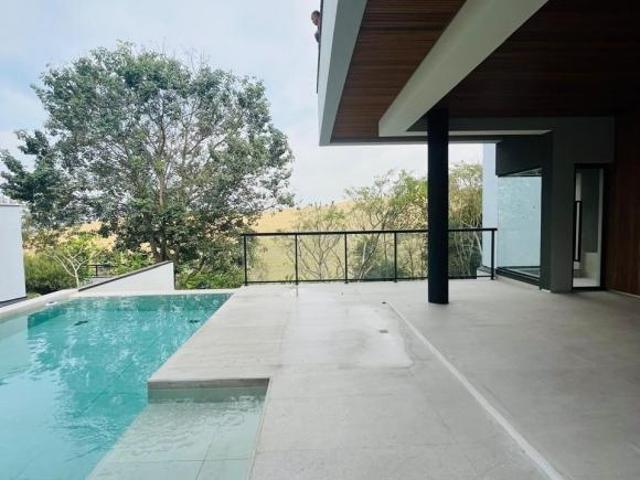 Casa à venda em Urbanova