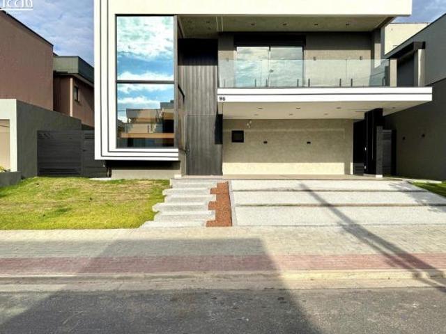 Casa à venda em Urbanova