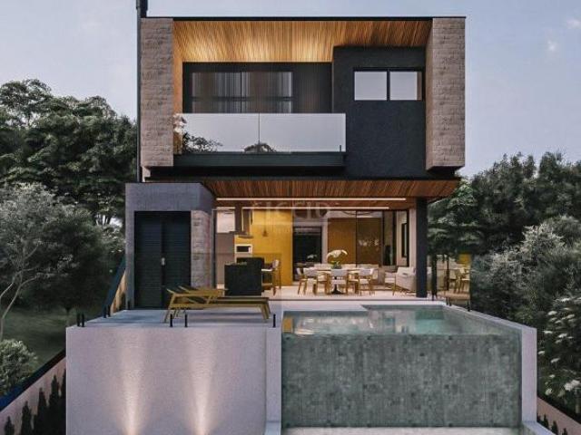 Casa à venda em Urbanova