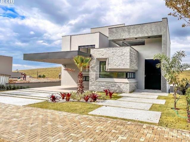 Casa à venda em Urbanova