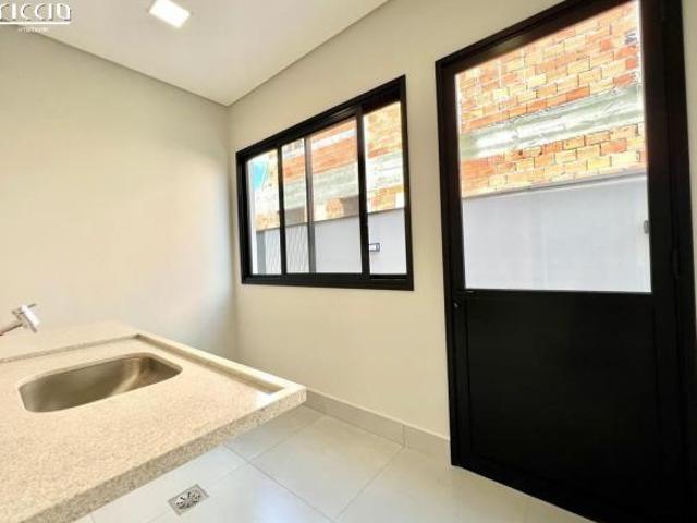 Casa à venda em Urbanova