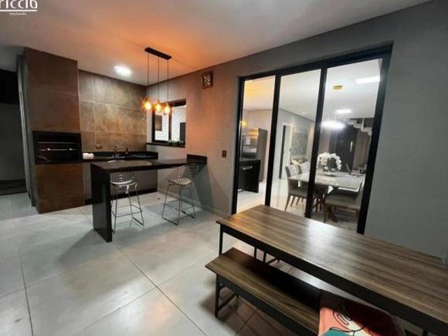 Casa à venda em Urbanova