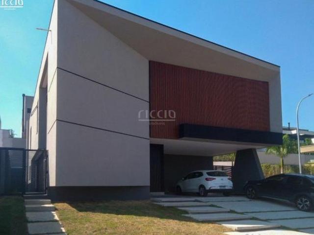 Casa à venda em Urbanova