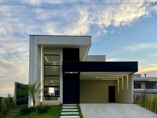 Casa à venda em Urbanova