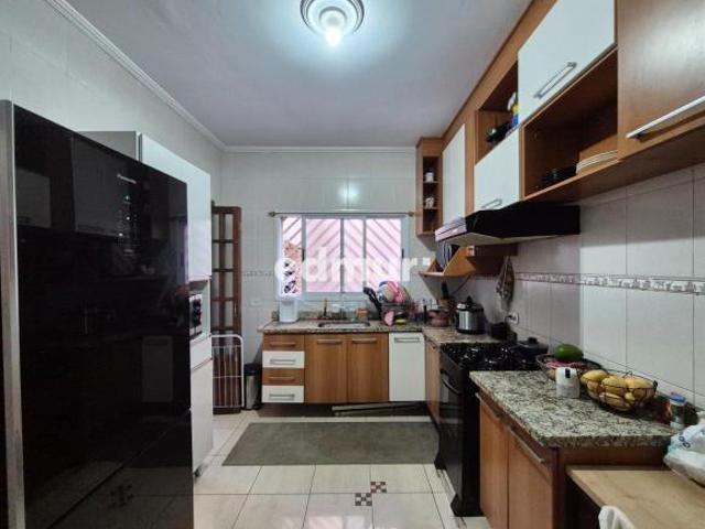 Casa à venda em Utinga