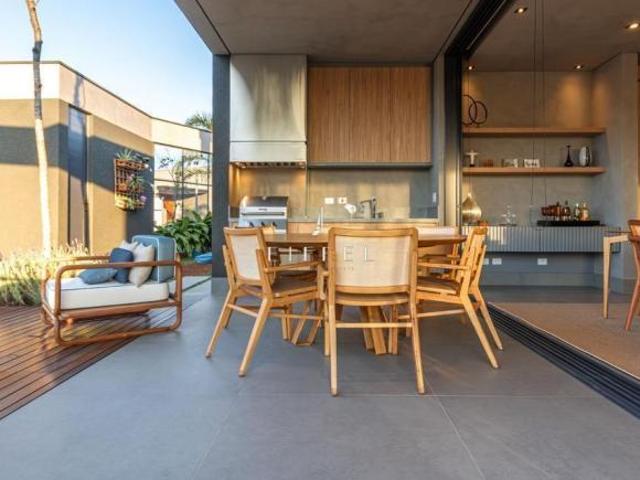 Casa à venda em Votorantim, Alphaville Nova Esplanada, com 4 suítes, com 300 m²