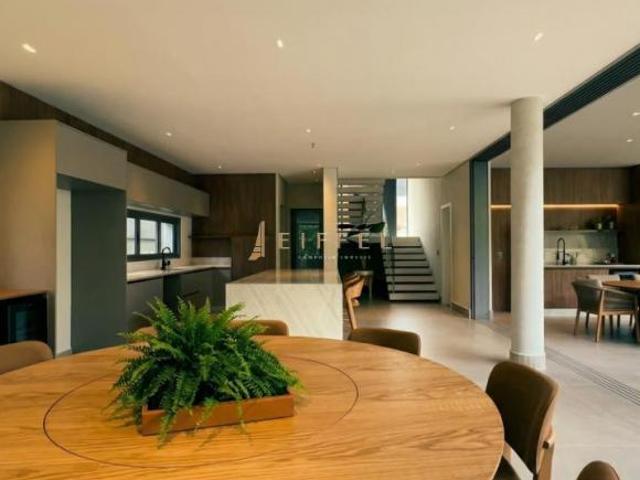 Casa à venda em Votorantim, Alphaville Nova Esplanada, com 4 suítes, com 389 m²