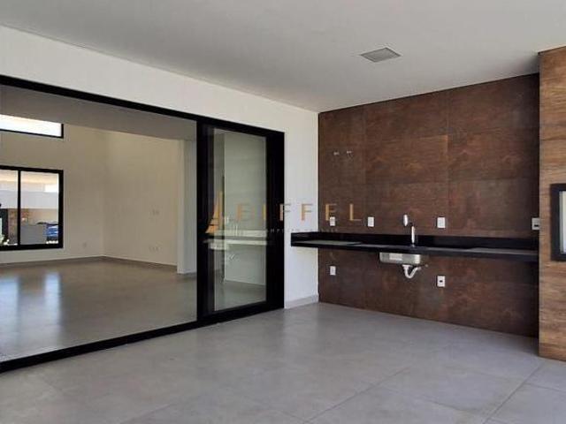 Casa à venda em Votorantim, Alphaville Nova Esplanada, com 3 suítes, com 240 m²