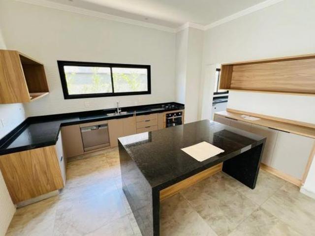 Casa à venda e para alugar em Votorantim, Alphaville Nova Esplanada, com 3 suítes, com 243 m²