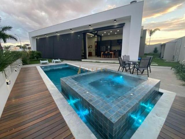 Casa à venda em Votorantim, Alphaville Nova Esplanada, com 3 suítes, com 274 m²