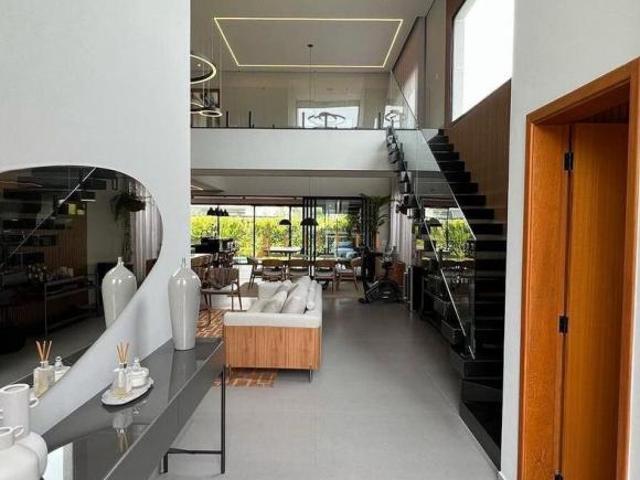 Casa à venda em Votorantim, Alphaville Nova Esplanada, com 4 suítes, com 368.43 m²