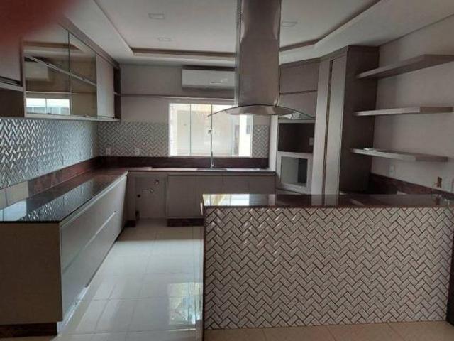 Casa à Venda em Votuporanga I 3 Quartos I 2 Suítes I 2 Vagas I Área de Lazer Gourmet completa