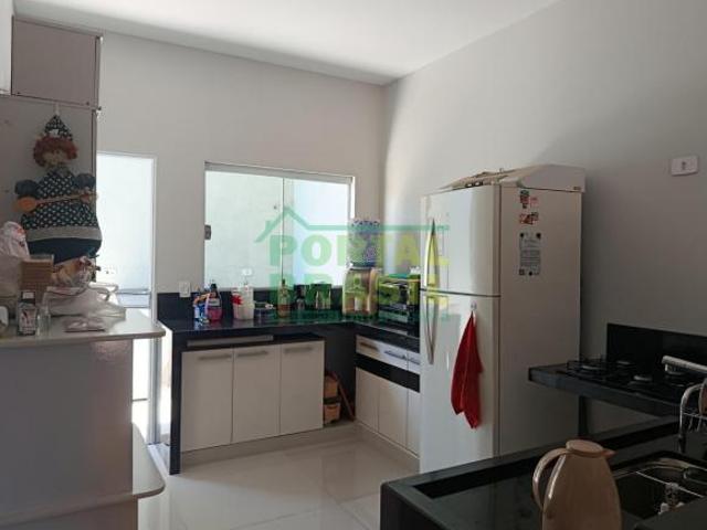 Casa à Venda em Vale do Sol, Piracicaba: 2 Dorms, 1 Suíte, R$440mil
