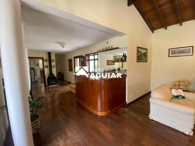 Casa à venda em Valinhos
