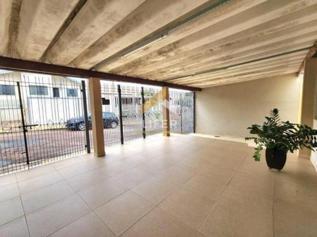 CASA À VENDA EM VALINHOS