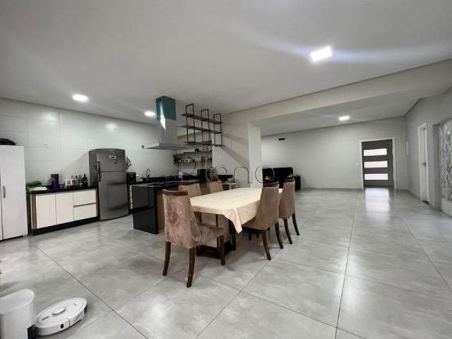 Casa à venda em Valinhos, Condominio Fiorella, com 3 quartos, com 221 m², Condom