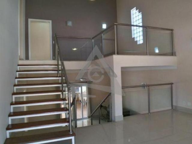 Casa à venda em Valinhos, Condomínio Residencial Terras do Caribe, com 4 suítes, com 300 m²