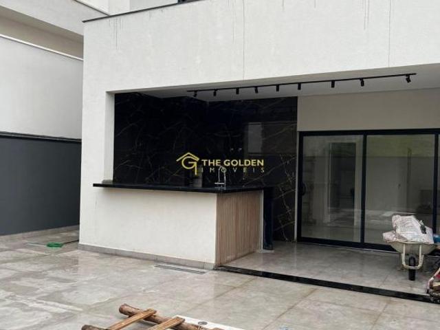 Casa a venda em Valinhos, Casa a venda no Condominio Residencial Mont Alcino