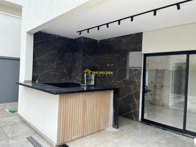 Casa a venda em Valinhos, Casa a venda no Condominio Residencial Mont Alcino