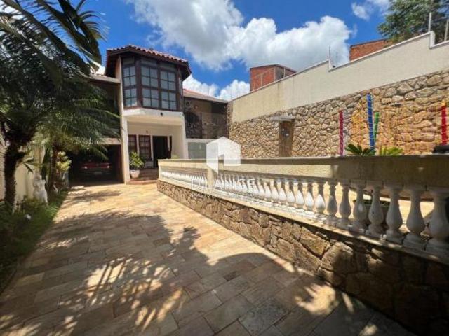 Casa à venda em Valinhos, Jardim Europa, com 3 quartos, com 234 m²