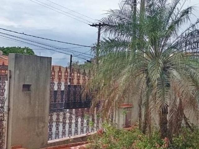 Casa à venda em Valinhos, Jardim Pinheiros, com 3 quartos, com 241 m²