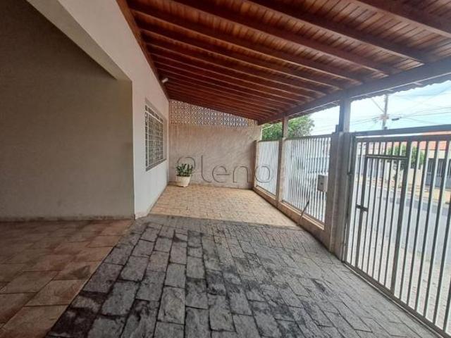 Casa à venda em Valinhos, Jardim Pinheiros, com 3 quartos, com 279 m²
