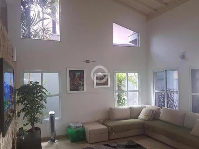 Casa à venda em Valinhos, Jardim Recanto, com 3 suítes, com 266 m², Millenium