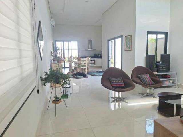 Casa à venda em Valinhos, Jardim São Marcos, com 3 suítes, com 192 m²