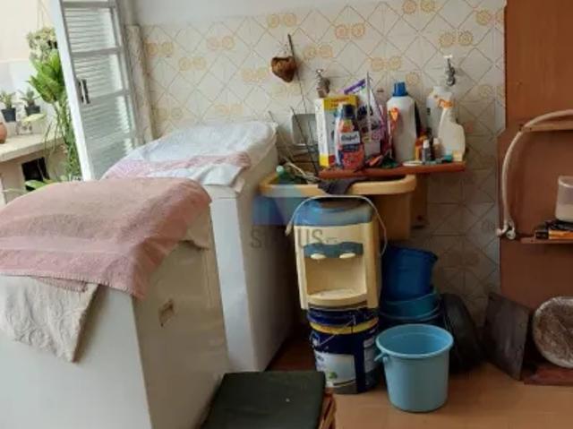 Casa à venda em Valinhos, ótima localização com edícula