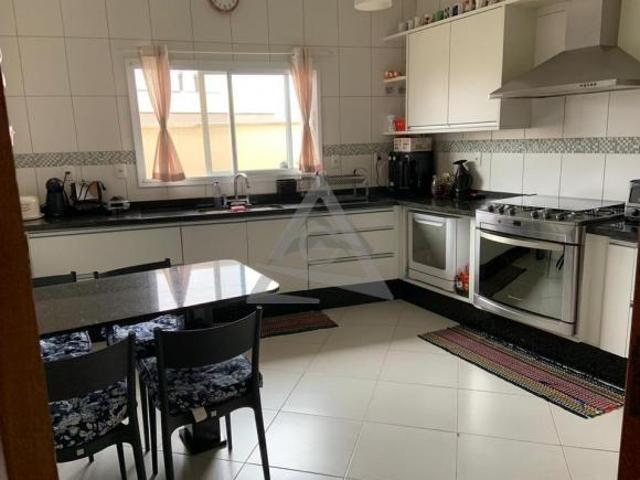 Casa à venda em Valinhos, Santa Cruz, com 4 quartos, com 269 m², Condomínio Le Village