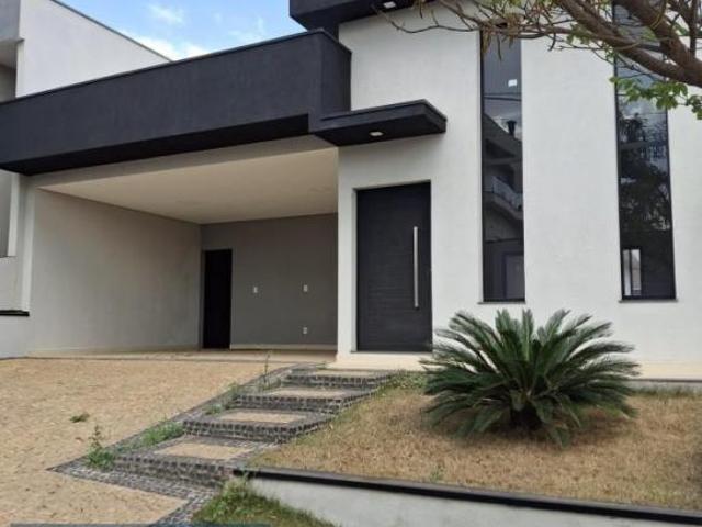 Casa à venda em Valinhos SP