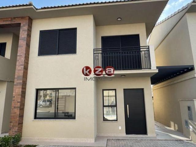 Casa à Venda em Valinhos SP, Condomínio Villa Spadaccia: 3 Quartos, 1 Suíte, 2 Salas, 2 Banheiros, 2