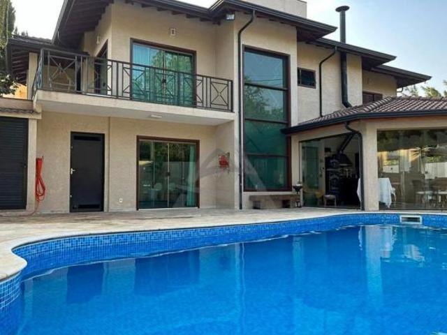 Casa à venda em Valinhos, Parque Nova Suíça, com 3 suítes, com 333 m²