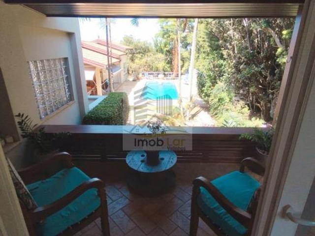 Casa à venda em Valinhos, Pinheiro, com 3 suítes, com 460 m², condomínio Moinho de vento