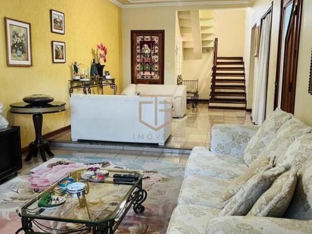 Casa à venda em Valinhos, Roncáglia, com 4 quartos, com 353 m², Condomínio Residencial São Joaquim