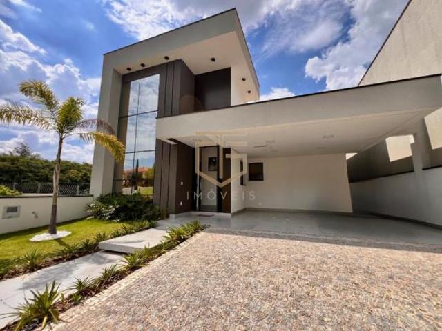 Casa à venda em Valinhos, Roncáglia, com 3 suítes, com 175 m², Residencial Mont&apos Alcino