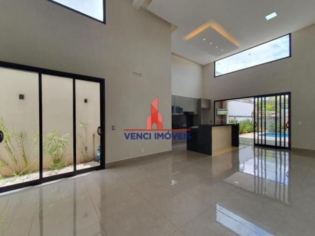 Casa à venda em Valinhos, Roncáglia, com 3 suítes, com 176 m², Residencial Mont&apos Alcino