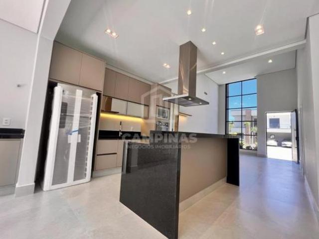Casa à venda em Valinhos, Roncáglia, com 3 suítes, com 179.05 m², Mont&apos  Alcino