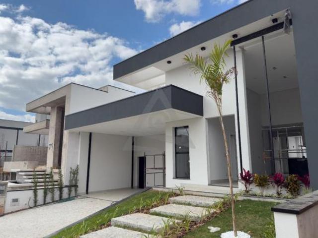 Casa à venda em Valinhos, Roncáglia, com 3 suítes, com 187 m², Residencial Mont&apos Alcino