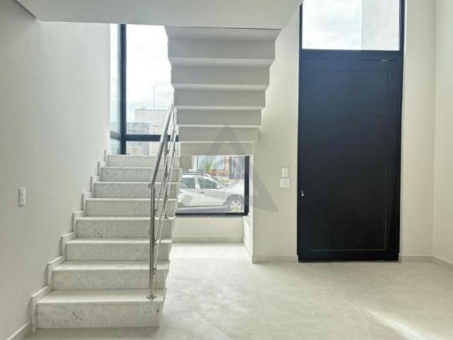 Casa à venda em Valinhos, Roncáglia, com 3 suítes, com 280 m², Residencial Mont&apos Alcino