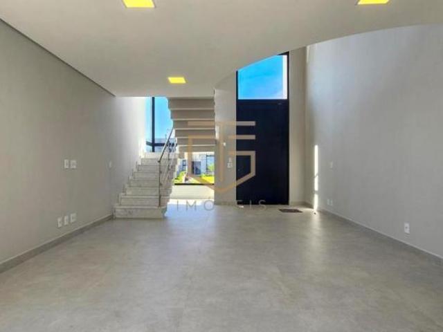 Casa à venda em Valinhos, Roncáglia, com 3 suítes, com 280 m², Residencial Mont&apos Alcino