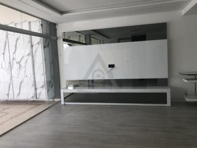 Casa à venda em Valinhos, Roncáglia, com 3 suítes, com 292 m², Residencial São Joaquim