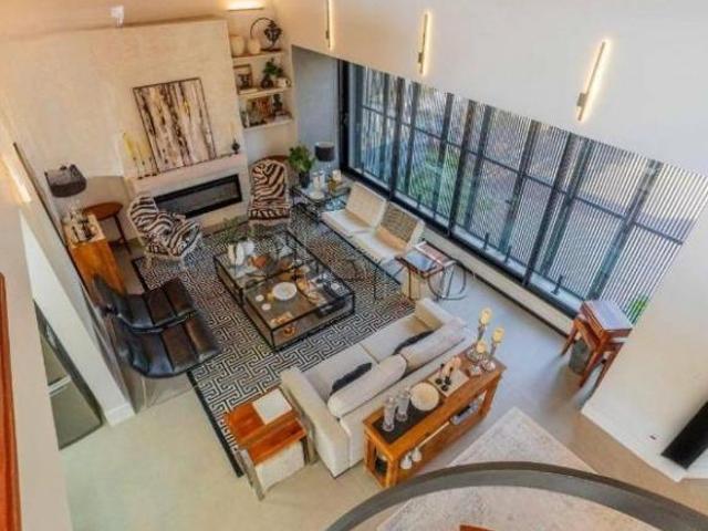 Casa à venda em Valinhos, Vale do Itamaracá, com 3 suítes, com 344 m², Condomíni