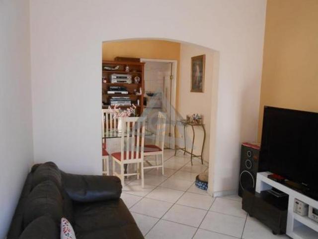 Casa à venda em Valinhos, Vila Santana, com 2 quartos, com 178 m²