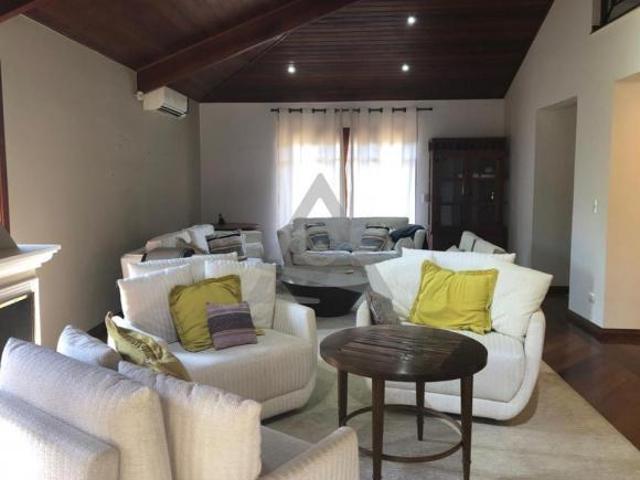 Casa à venda em Valinhos, Village Visconde de Itamaracá, com 4 suítes, com 506 m²