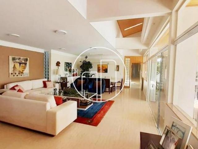 Casa à venda em Valinhos, Village Visconde de Itamaracá, com 5 suítes, com 593 m²