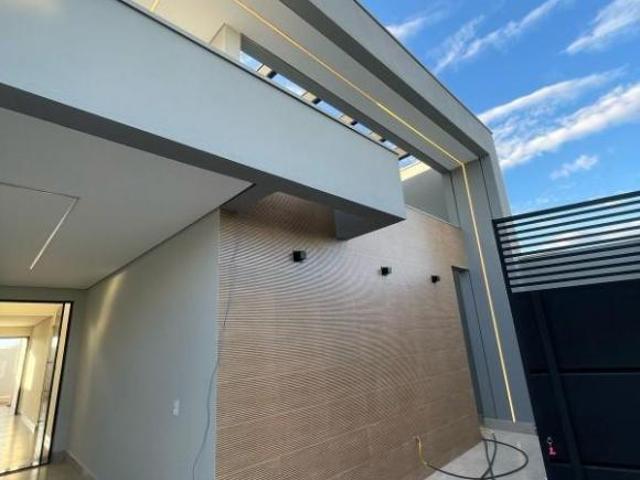 Casa à venda em Varginha, no bairro Porto Príncipe